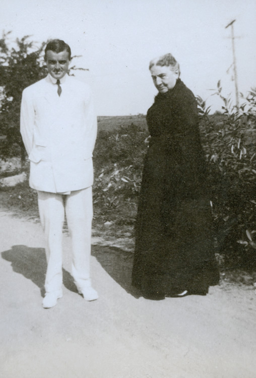 Biography | Russell Cheney – American Painter 1881-1945